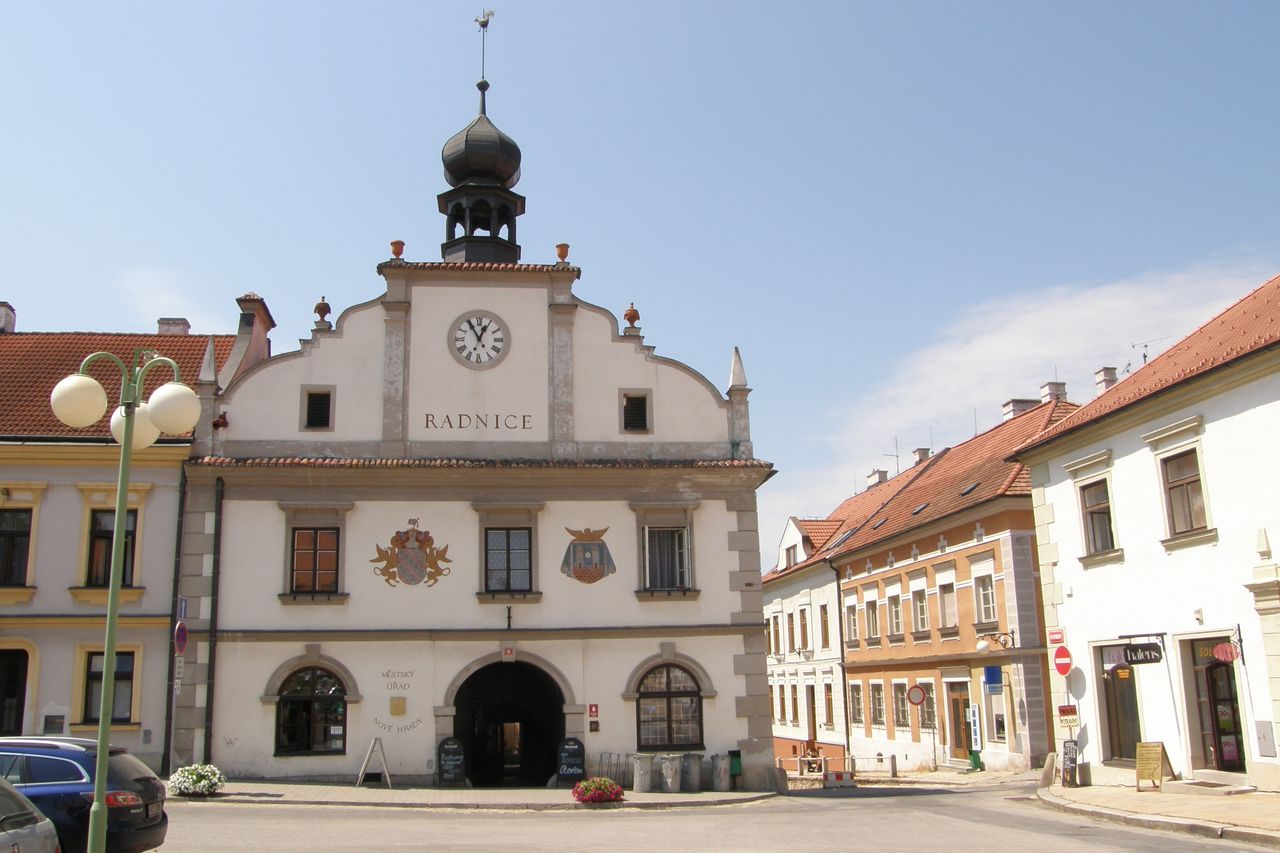 Self-guided tour of New-Castles | SmartGuide