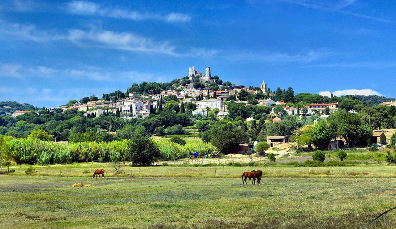 Self-guided tour of Grimaud | SmartGuide
