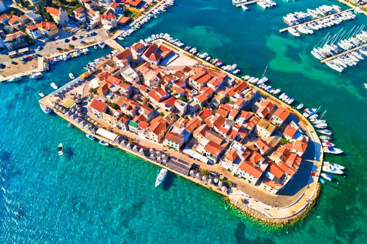 Self-guided tour of Tribunj | SmartGuide