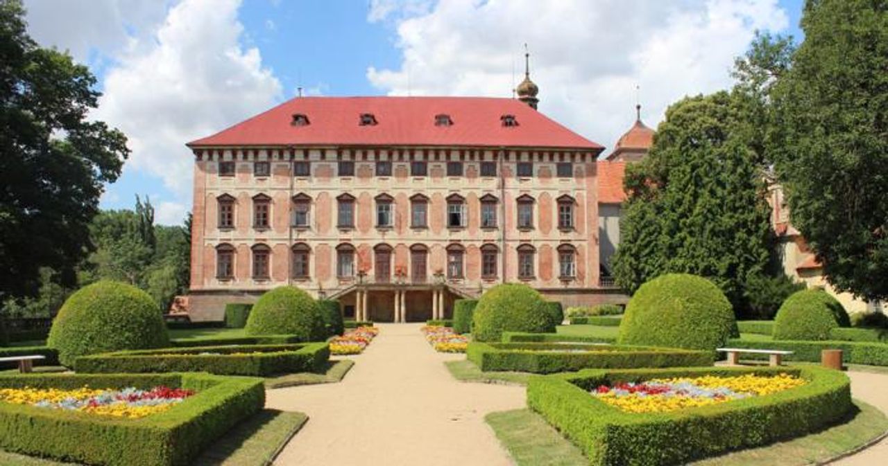 Self-guided tour of Libochovice | SmartGuide