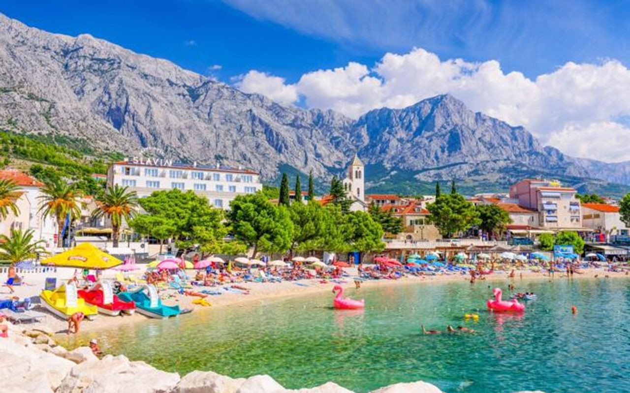 Self-guided tour of Baska-Voda | SmartGuide