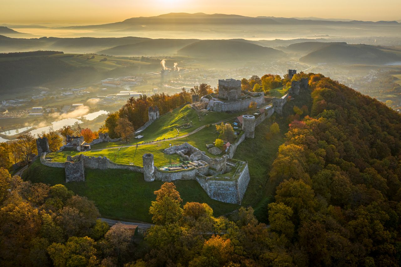 Self-guided tour of Velky-Saris | SmartGuide