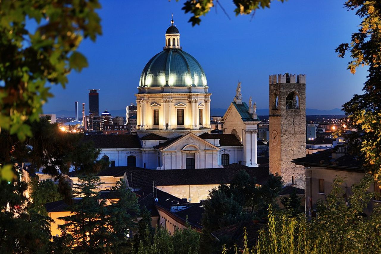 Self-guided tour of Brescia | SmartGuide