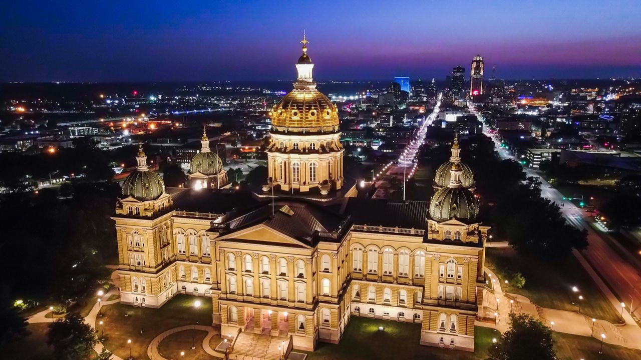 Self-guided tour of Iowa | SmartGuide